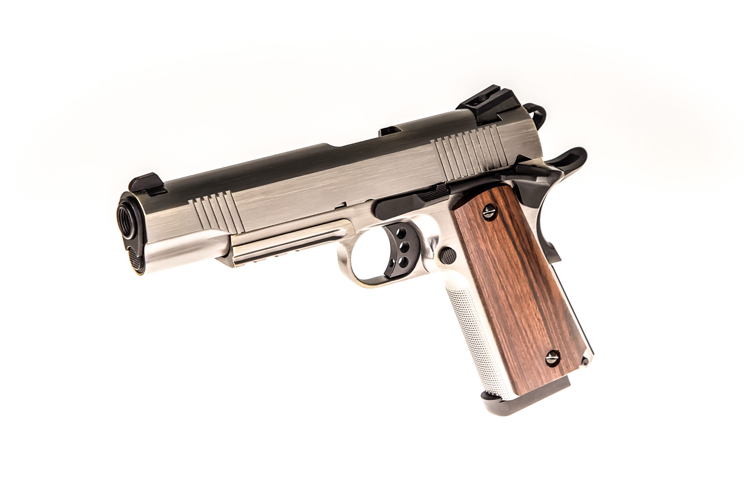 RAVEN Goes Classic… and Large! - Airsoft Action Magazine